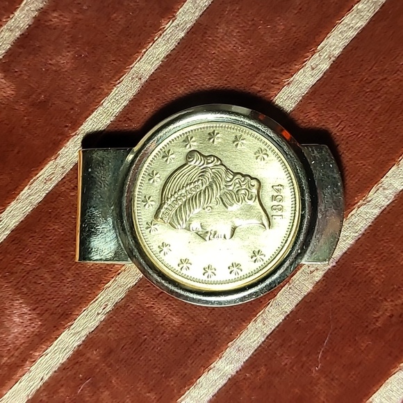 Vintage | Accessories | Vintage Gold Coin Design Money Clip | Poshmark